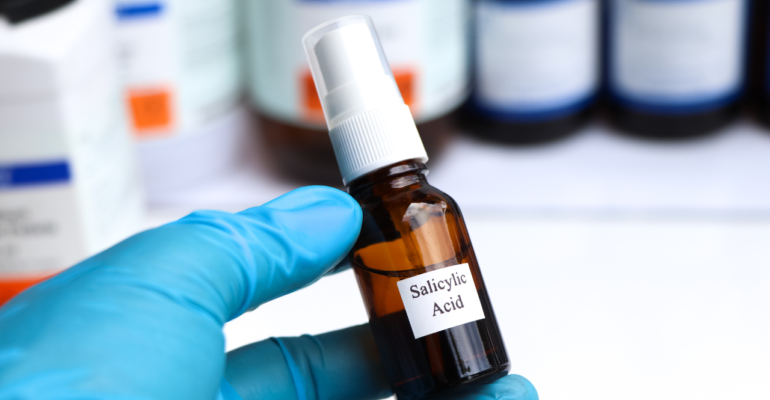 BHAs: A Complete Dermatologist Guide | Dermatocare